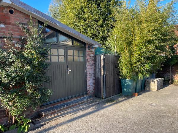 The Mews Room - Southampton