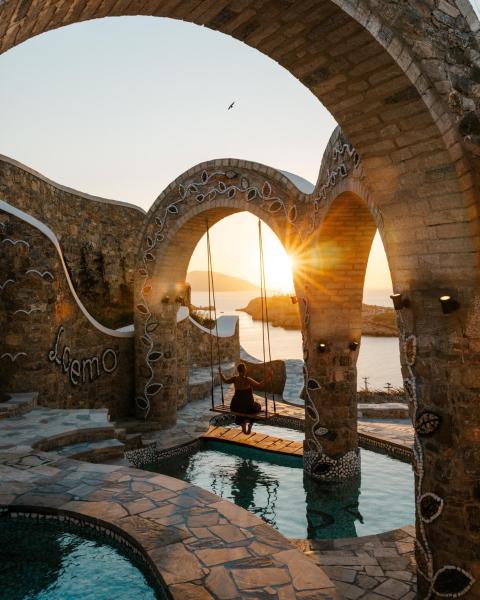 Agalia Luxury Suites - Ios