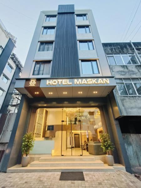 Hotel Maskan, Surat - Surat