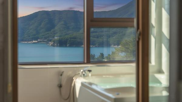 Geoje Marine Castle Spa Pension - Geoje-si