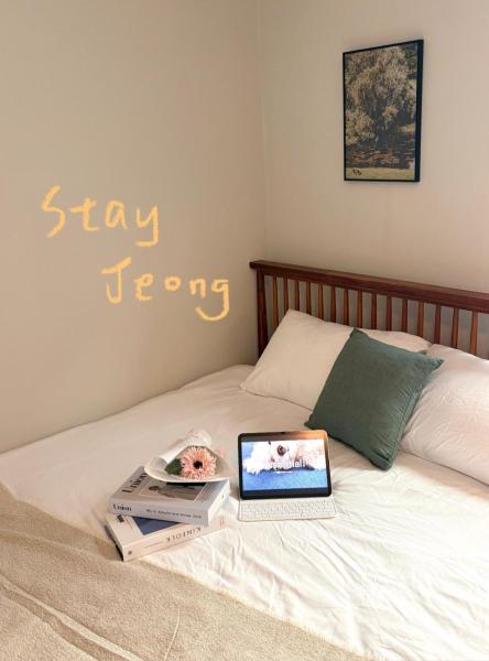 Super Sale #3room4bed #6people #Free Dryer, Washing Machine #Jongno #명동 #Ddp #Hyehwa Station #Bukchon Hanok Village #Naksan Park #Family Favorites #Massage Chair #Hongdae - Seoul