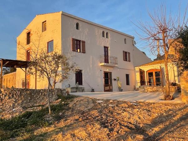 Masía De Siglo Xix Rodeada De Viñedos Y Mar - Comarruga