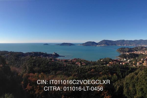 La Gora, Tra Mare E Sentieri. Citra:011016-lt-0456 - Italy