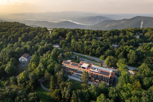 Cardoner Hotel éS Konferenciaközpont - Esztergom