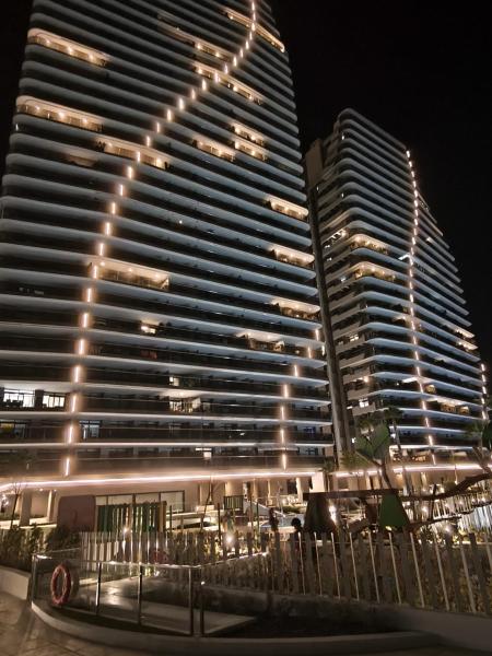 Sunset Cliffs Luxury Apartment Benidorm - Benidorm