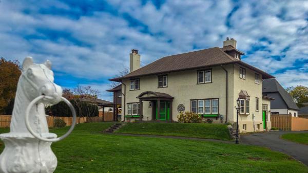 The Farmhouse Manor B&b - Niagara-on-the-Lake