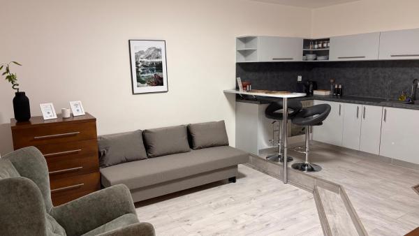 Elegant Escape Apartment Iv - Free Parking, Easy Access To City Center - Bratislava