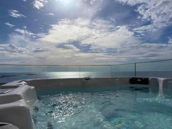 Sky And Sea Palaiochora - Sea View, Jacuzzi, Top Wifi - Paleochora