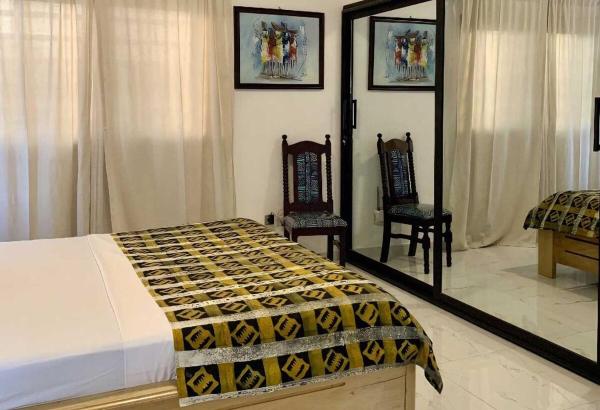 Appartement Moderne De 2 Chambres-salon ÉQuipé - Togo