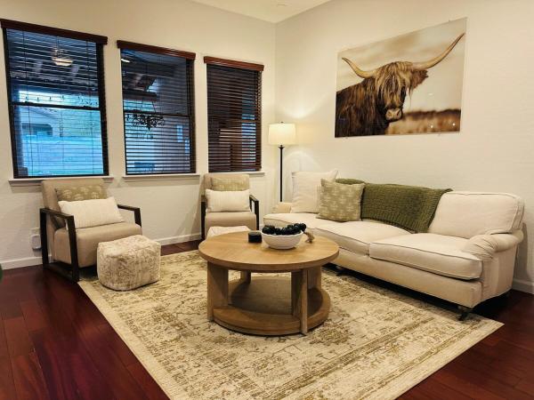 Estrella Mountain Oasis With Pool & Hot Tub - Goodyear