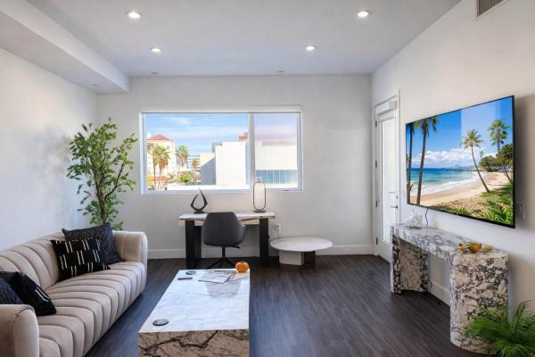 Designer 1 Bedroom Condo In Prime Hollywood - Los Angeles