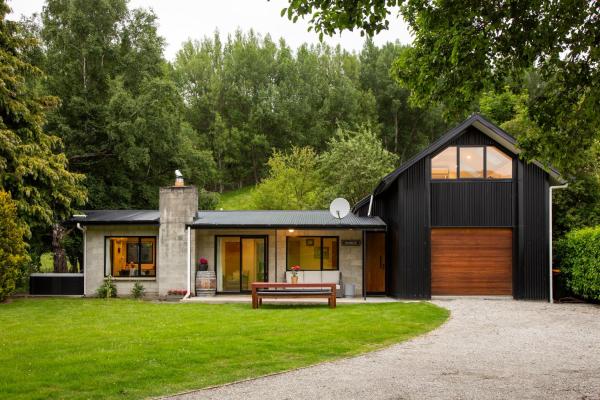 Coronet Peak View, 3br Home With Hot Tub & Garden - Arrowtown