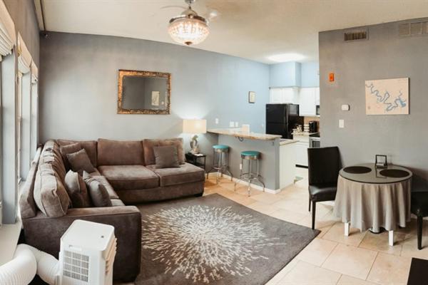 Stylish Island Villa - Texas