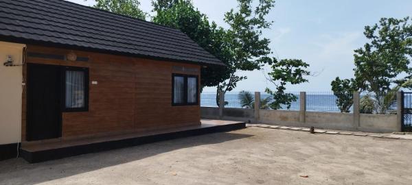 Oreo Beach Villa Kayangan - West Nusa Tenggara