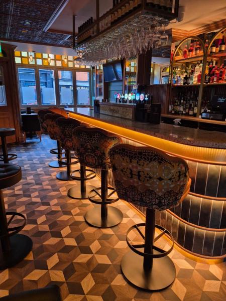 The Tholsel Bar And Townhouse Kilkenny - Kilkenny