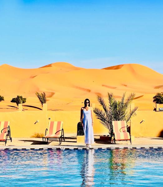 Hotel Camping Les Roses Des Dunes & Piscine - Merzouga