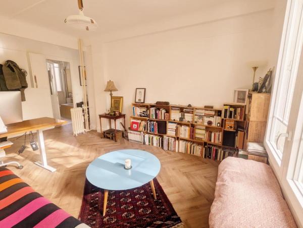 Charmant Appartement Buttes-chaumont - Paryż