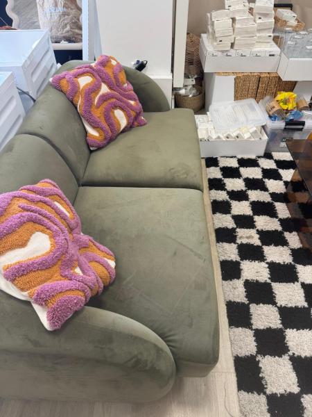 Urban Ivory Self Chek In 24-24 - Lyon Part Dieu Station