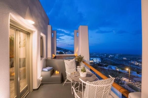 Villa Kathrin Private Outdoor Hot Tub - Santorini