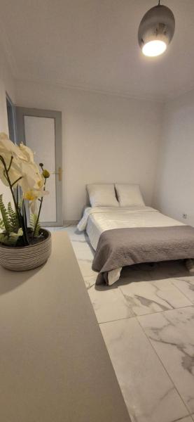 Chambre Proche De Paris Et Défense Aréna - Cergy