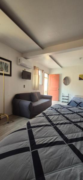 Lolas House - Ensenada