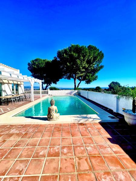 Grand Villa Costa Del Sol, 9 Bedrooms, Up To 24 Guests, Sea View - Torremolinos