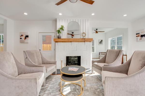 Fully Updated! 3,000-sq-ft Atl Home 4 Mi To Dtwn - Atlanta, GA