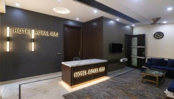 Hotel Royal Raj - Varanasi