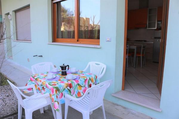 Cozy Flat With Patio - Bibione