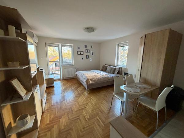 Mo Center Apartment - Palić