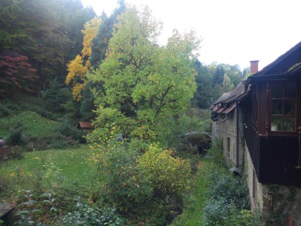 Pulvermühle - 3 Zimmer Maisonette Inkl Bad Am Stettbach Im Natura 2000 Gebiet Mit 12500 Qm Garten - Darmstadt