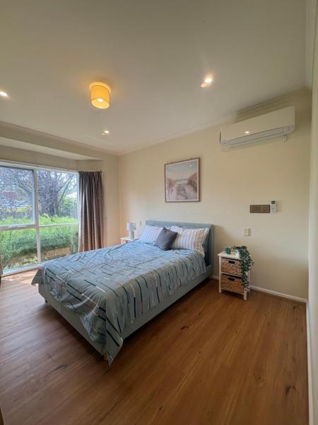 Room For Rent In Blackburn North - Forest Hill