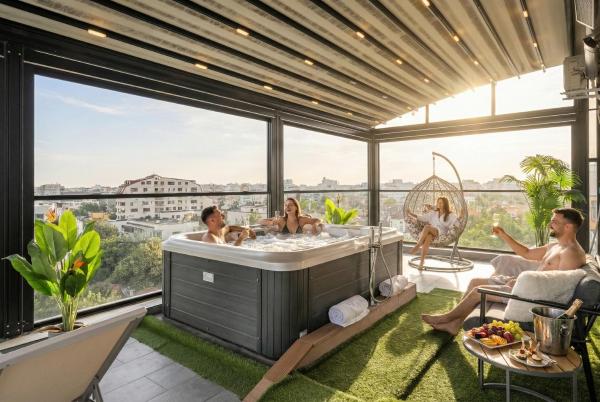 Crown Penthouse - Luxurious, Spa & Vista , By Uni88 Aparthotel - Bucharest