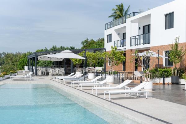 The Village Chumphon Hotel - Pathio District