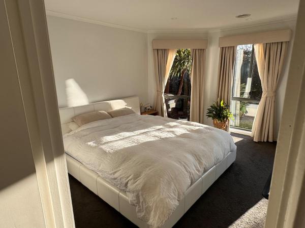 Family Retreat In Jan Juc Hosted By Kat, Sleeps 6 - オーストラリア トーキー