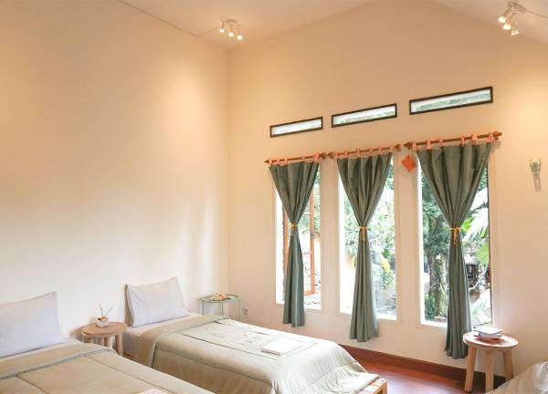 Mits Youth Hostel - Bandung