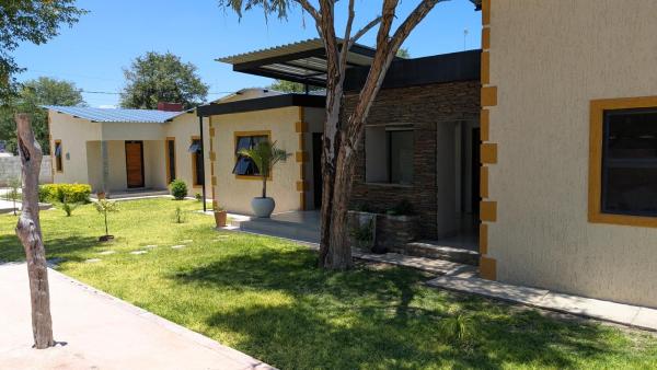 The Homely Curve Guesthouse - Botswana