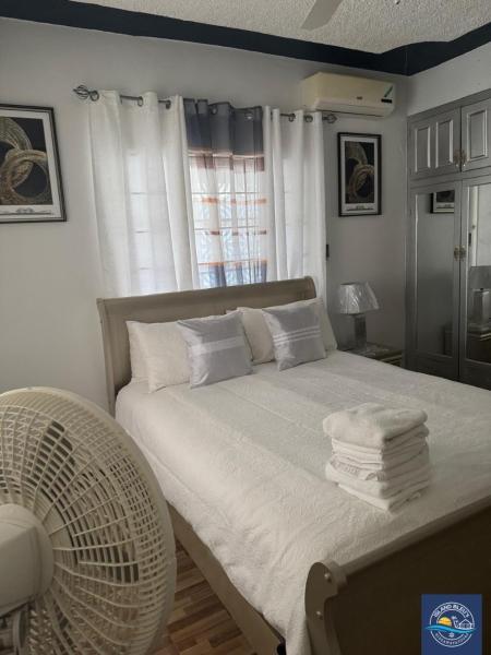 Island Bleu Hideaway & Tours - Caribbean