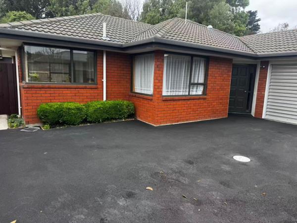 One Double Bedroom Near Airport - Wairarapa