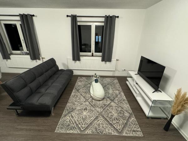 Beautiful 3 Bedroom Apartment - Leonberg