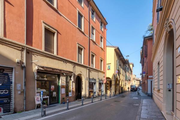 Downtown Loft Bologna Centro - Болонья
