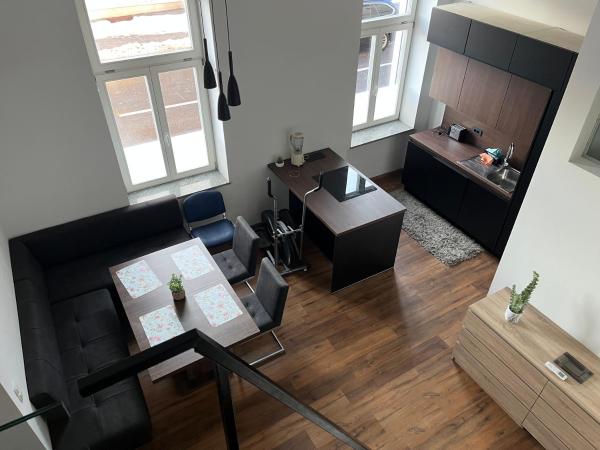 Elegant City Escape Old Town Ptuj Apartment - Ptuj