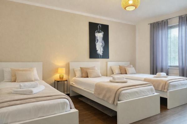 Vajagic Apartment 3 Mit Gartenlounge! Messe, Klinikum, Krupp Krankenhaus - Heiligenhaus