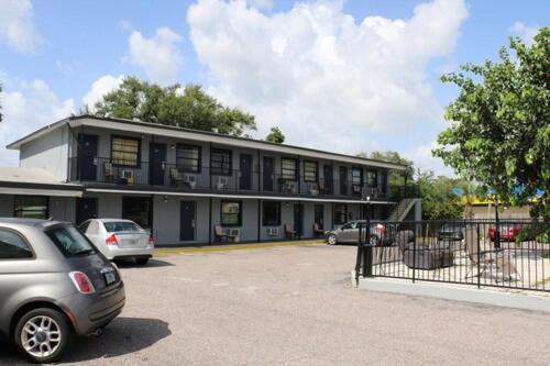 Dunedin Cove Motel - Dunedin, FL