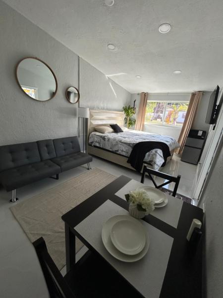 Sunset Horizon - Hollywood, FL