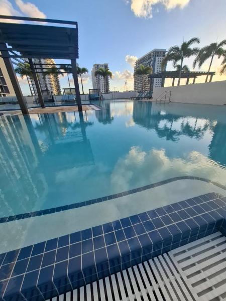 Central And Luxury Apt 2b With Parking R - Doral, FL