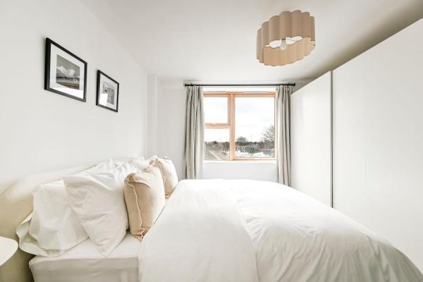 Luxury 1-bed Home With Balcony And Sofa Bed In Tottenham - Ideal For Leisure, Contractors And Family Stays - Enfield