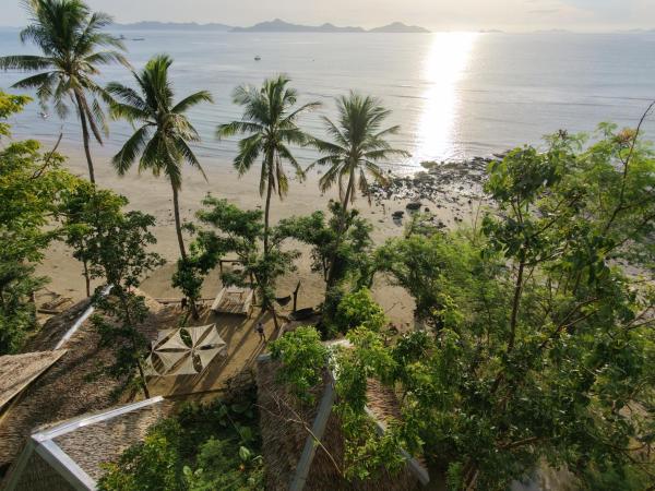 Kamp Tapik - Sibaltan - El Nido