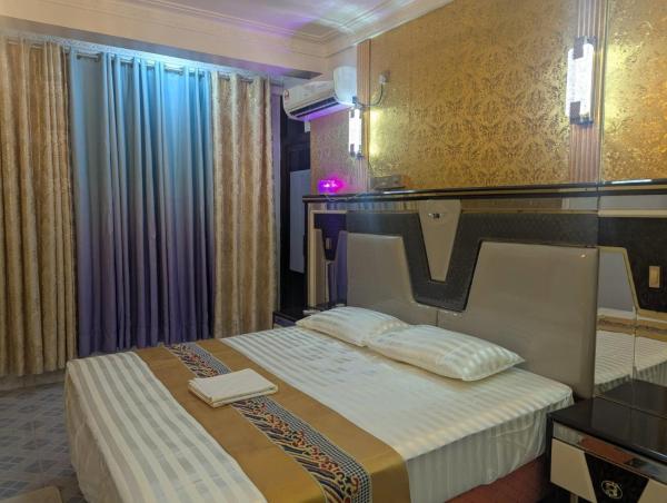 Ontrack Travel - Room - Maldives