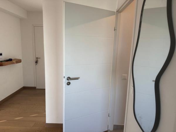 Urban Chic - Self Check In 24 - Villeurbanne